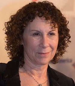 Rhea Perlman: Born the Five of Clubs!